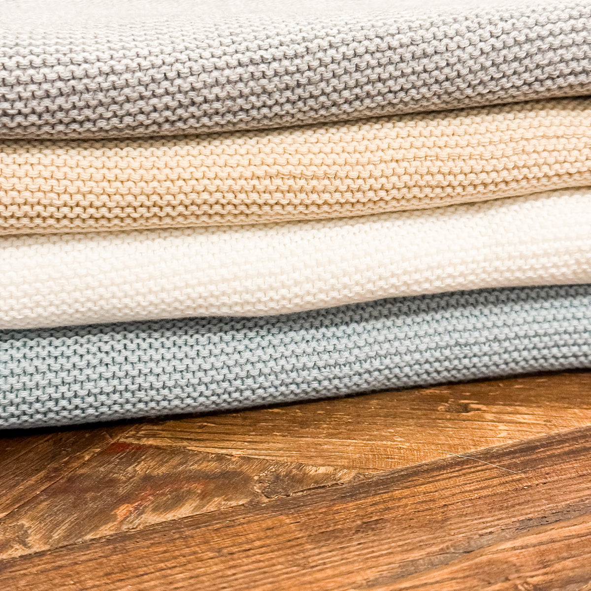 Blank Straight Edge Knit Blanket – Levi and Lane Blanks